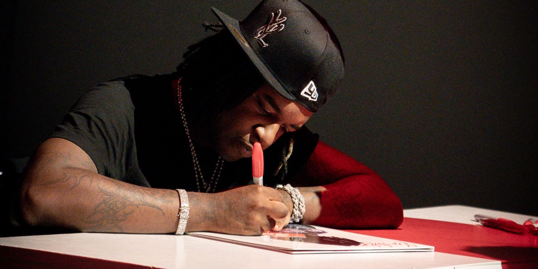 Closer Look: Ken Carson's Vinyl Signing - Direct Source News